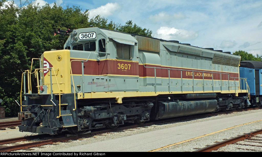 EL 3607 Locomotive (SD45)